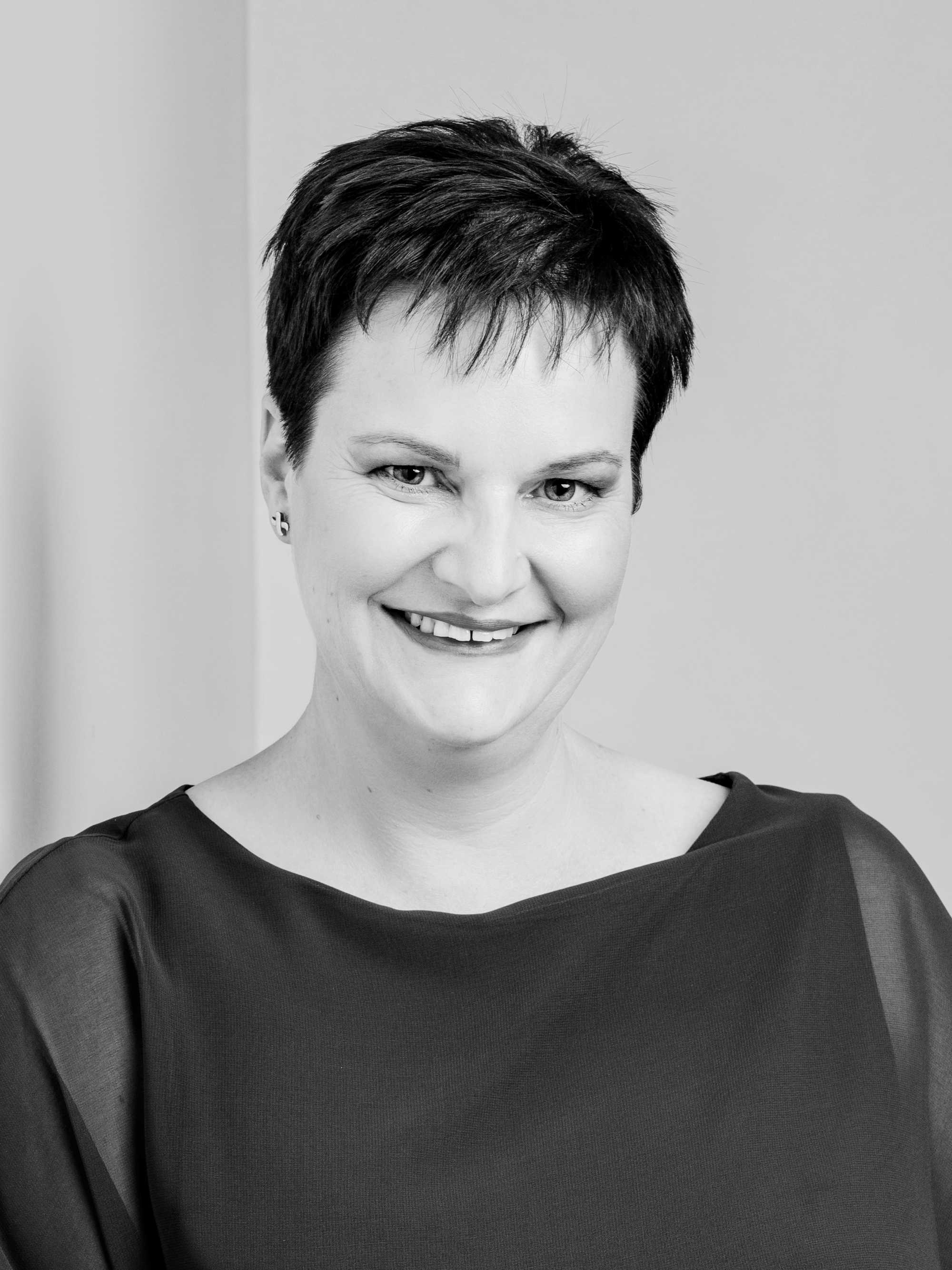 Susan J. Davidson